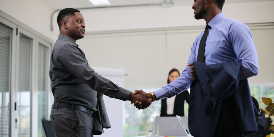 The Power of Partnership: Why Energy Suppliers Need Energy Brokers